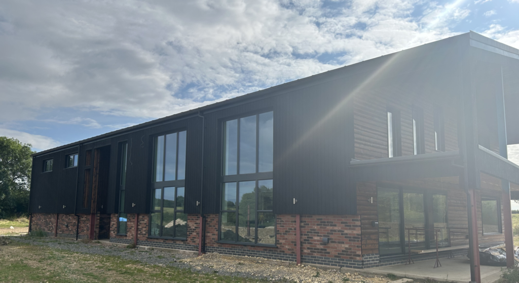 HSSP spectacular barn conversion is bounding ahead - HSSP Architects