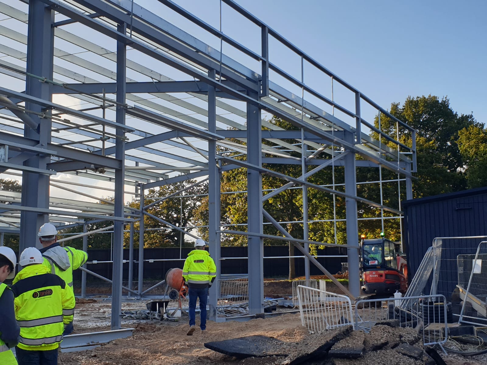 Steel works of new centre for The FA - HSSP Architects